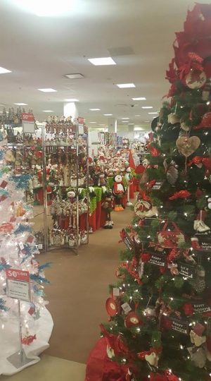 Get your Christmas groove on with Boscov's #BoscovsHolidayHomeTour ...