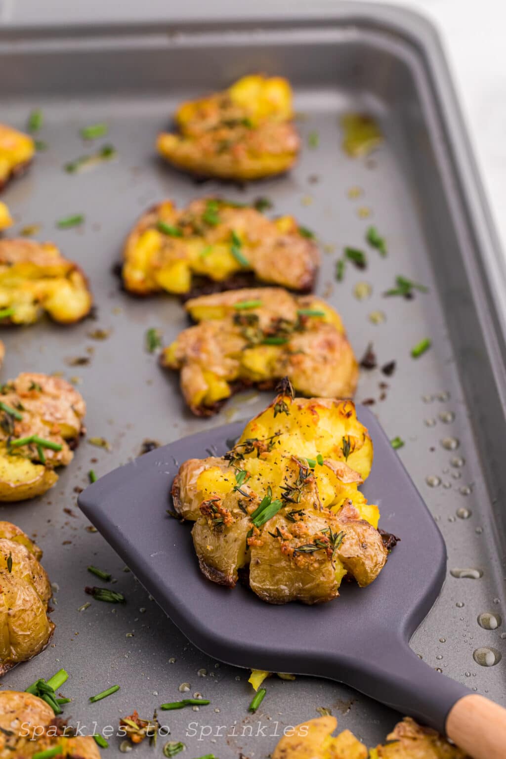 Garlic Smashed Potatoes - Sparkles to Sprinkles