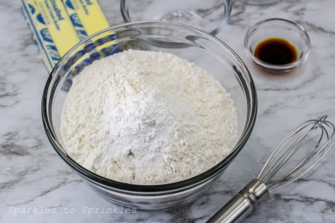 Easy Cross Sugar Cookies with Royal Icing (Perfect for Easter or ...