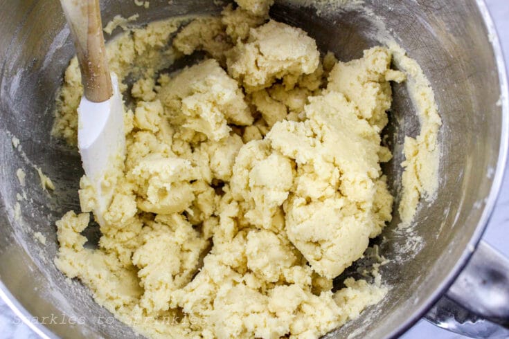 Easy Cross Sugar Cookies with Royal Icing (Perfect for Easter or ...