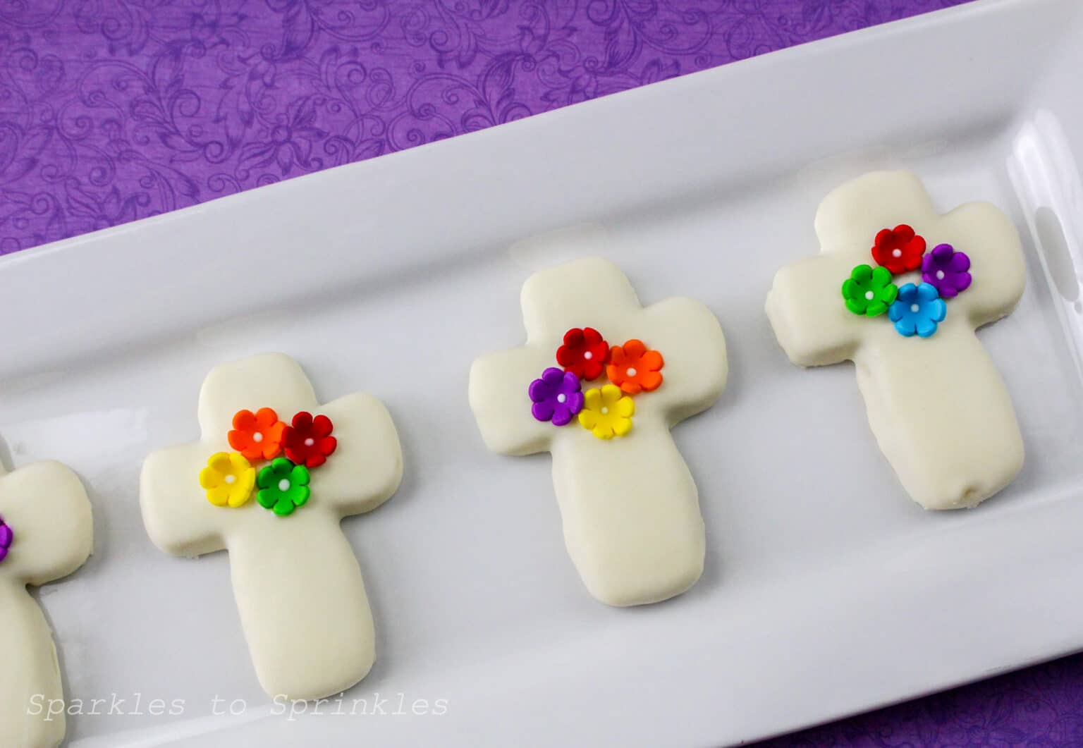 Easy Cross Sugar Cookies with Royal Icing (Perfect for Easter or ...