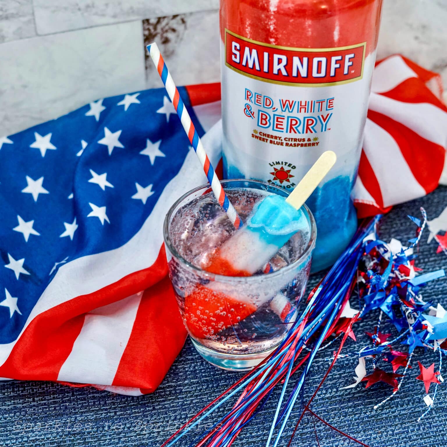 Bomb Pop Drink - Sparkles to Sprinkles