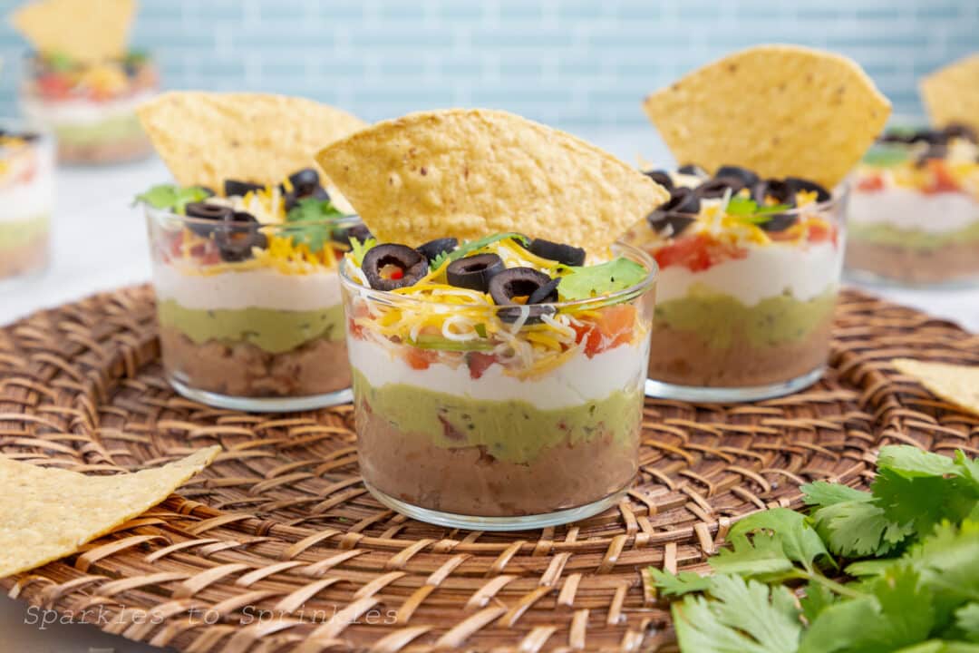 7 Layer Dip in a Cup: Easy, Delicious, and Perfect for Any Gathering ...