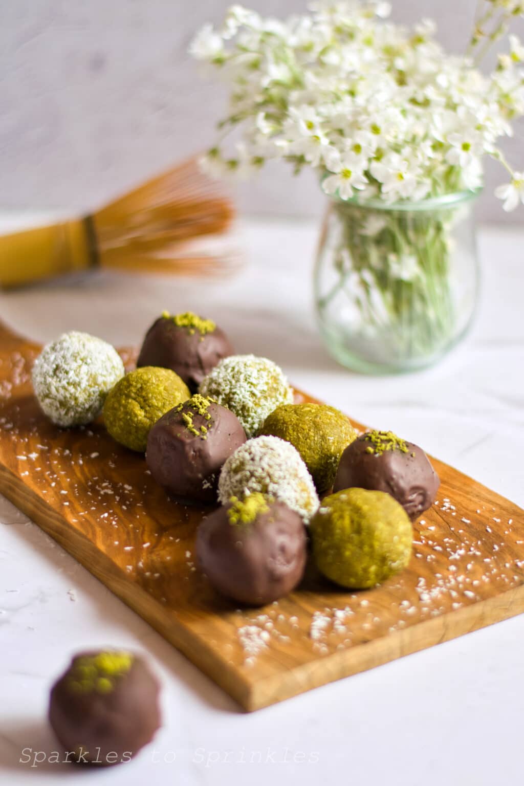 Matcha Energy Balls - Sparkles to Sprinkles