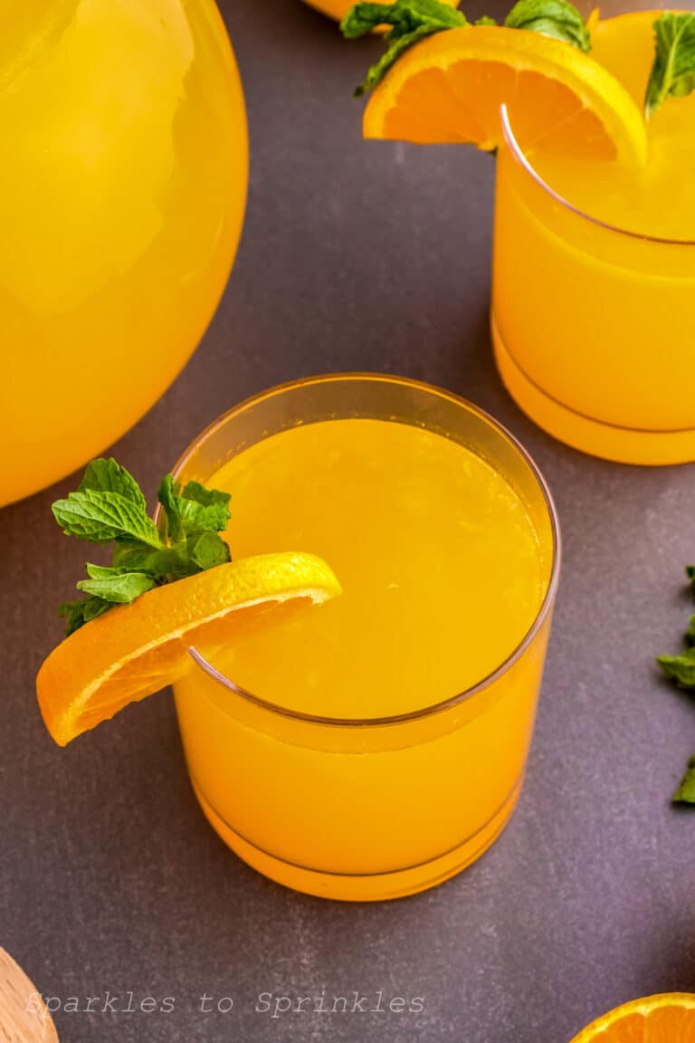 Refreshing Homemade Orangeade Recipe - Sparkles to Sprinkles