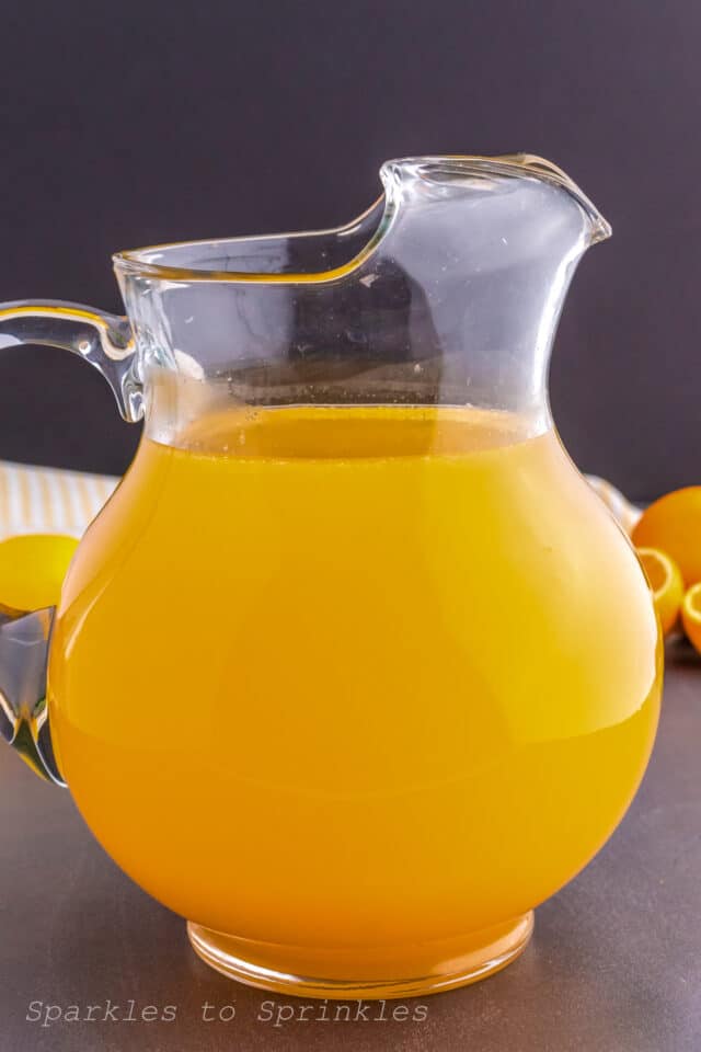 Refreshing Homemade Orangeade Recipe - Sparkles to Sprinkles