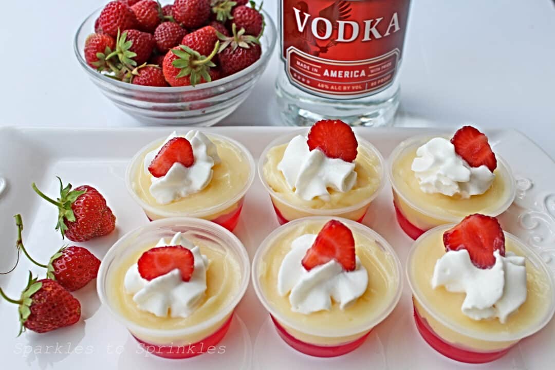 Strawberry Cheesecake Pudding Shots - Sparkles to Sprinkles