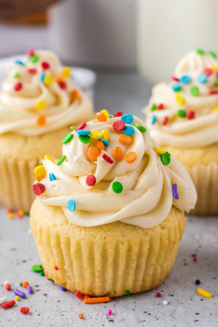 Sprinkle Joy with These Fun and Easy Confetti Cupcakes - Sparkles to ...