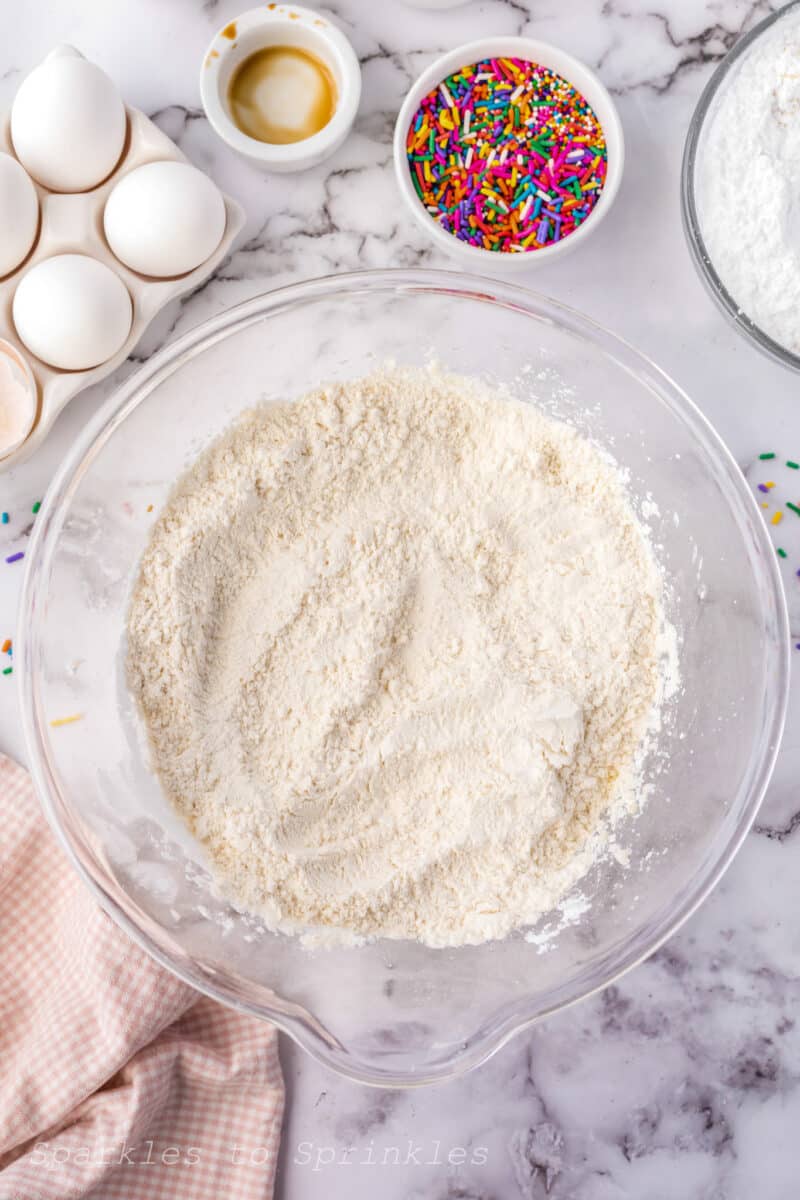 Sprinkle Joy with These Fun and Easy Confetti Cupcakes - Sparkles to ...