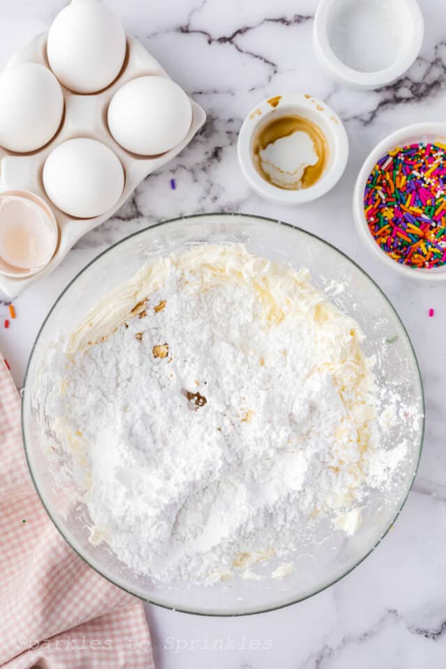 Sprinkle Joy with These Fun and Easy Confetti Cupcakes - Sparkles to ...