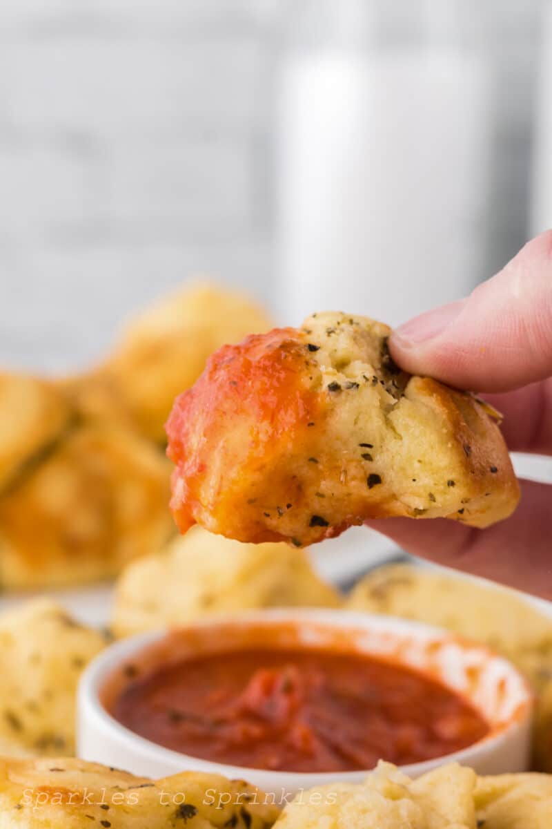 Cheesy Pull-Apart Bread - Sparkles to Sprinkles