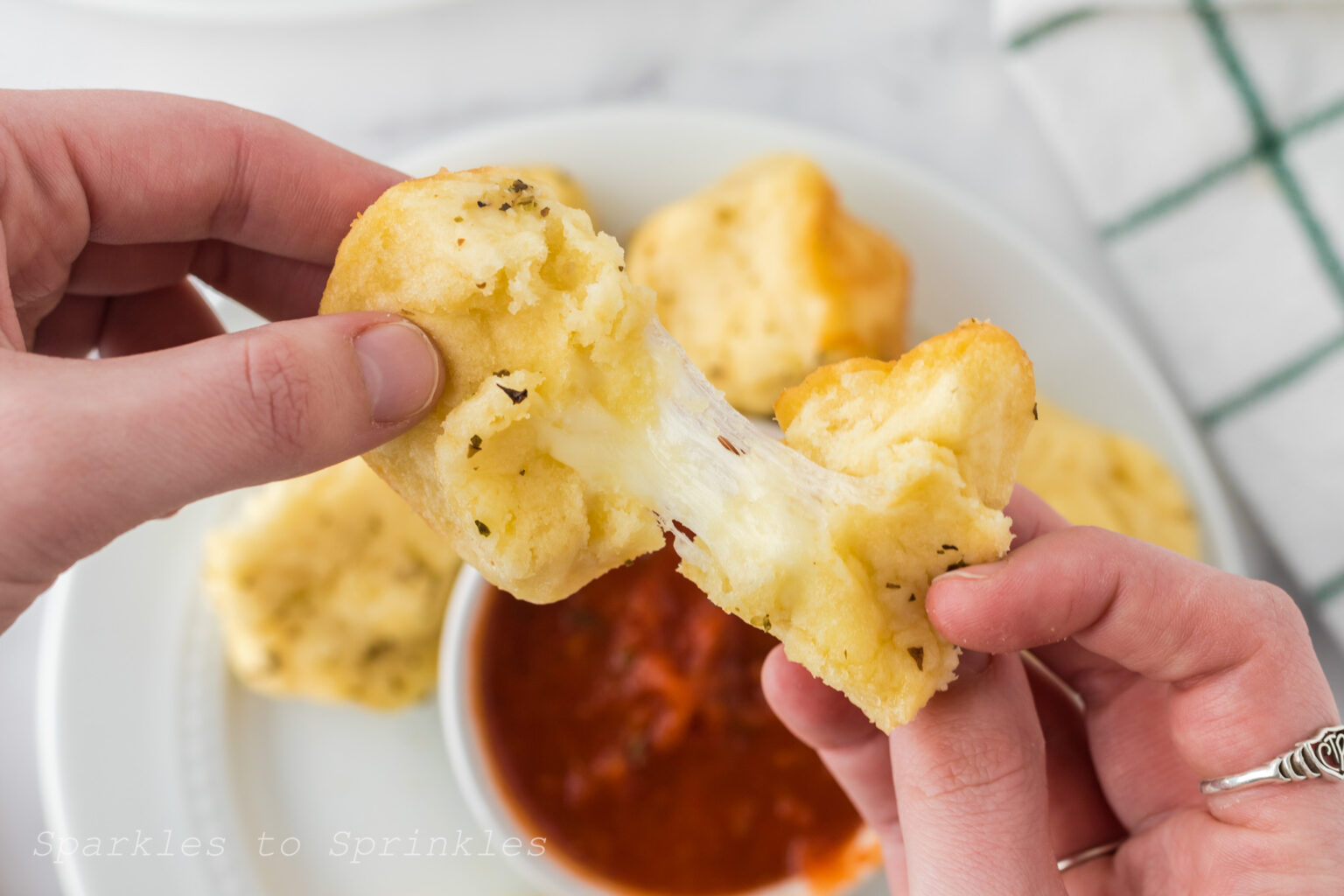Cheesy Pull-Apart Bread - Sparkles to Sprinkles